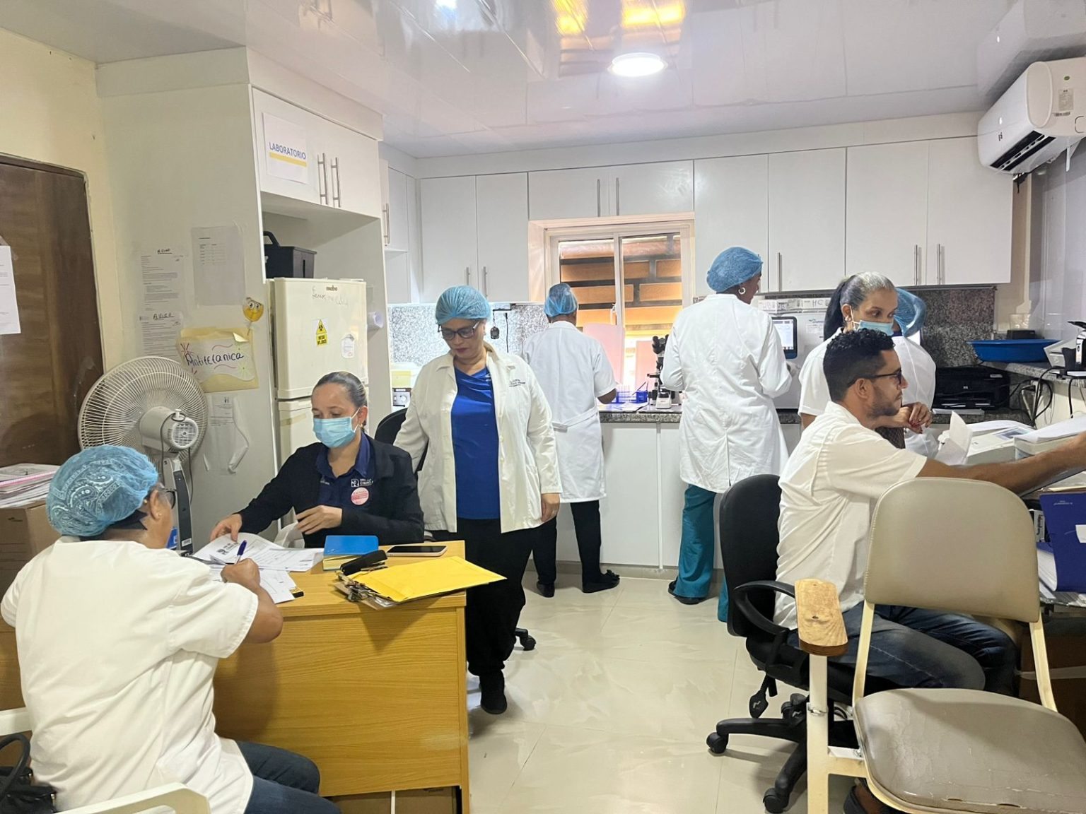 Supervisión del SNS/SRSCS Fortalece los Servicios de Laboratorio e ...